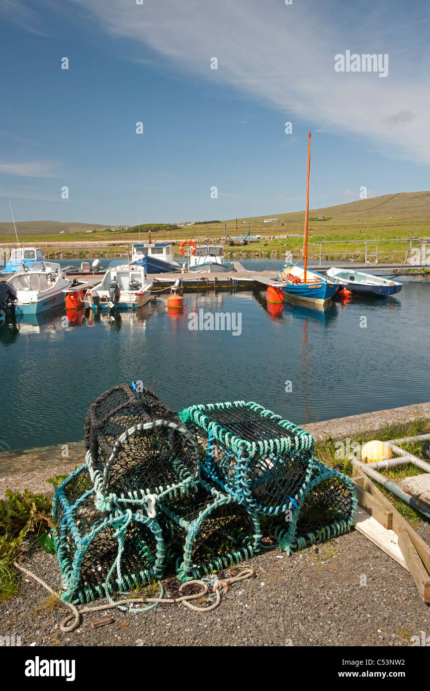 Balta harbour unst hi-res stock photography and images - Alamy