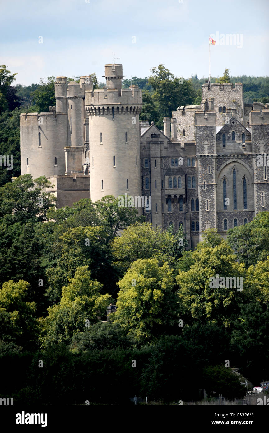 Modern castles hi-res stock photography and images - Alamy