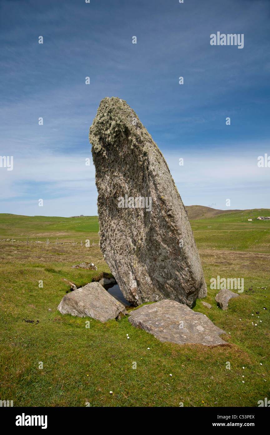Shetland unst standing stone hi-res stock photography and images - Alamy