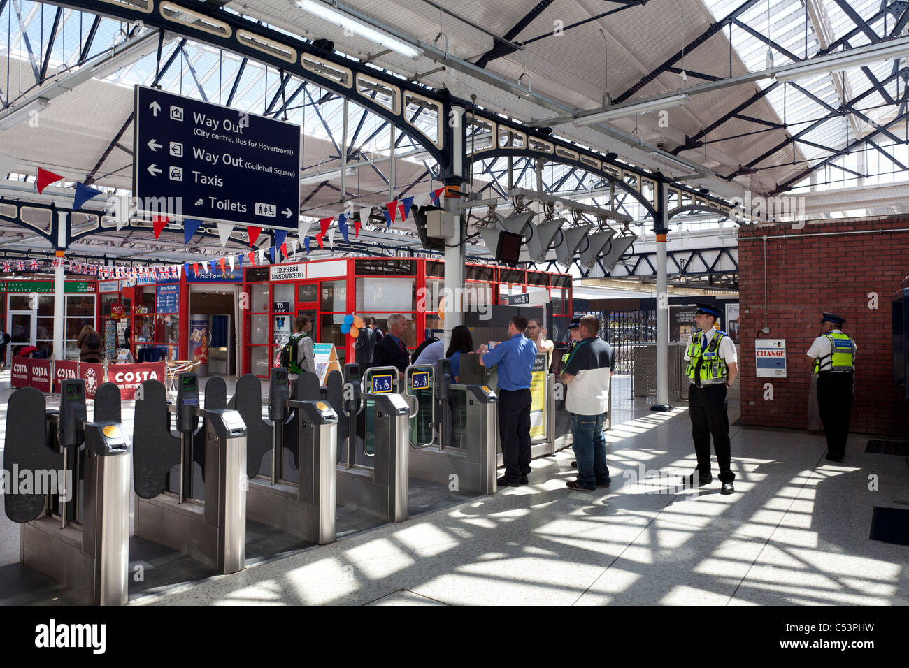 Train Ticket Office High Resolution Stock Photography and Images - Alamy