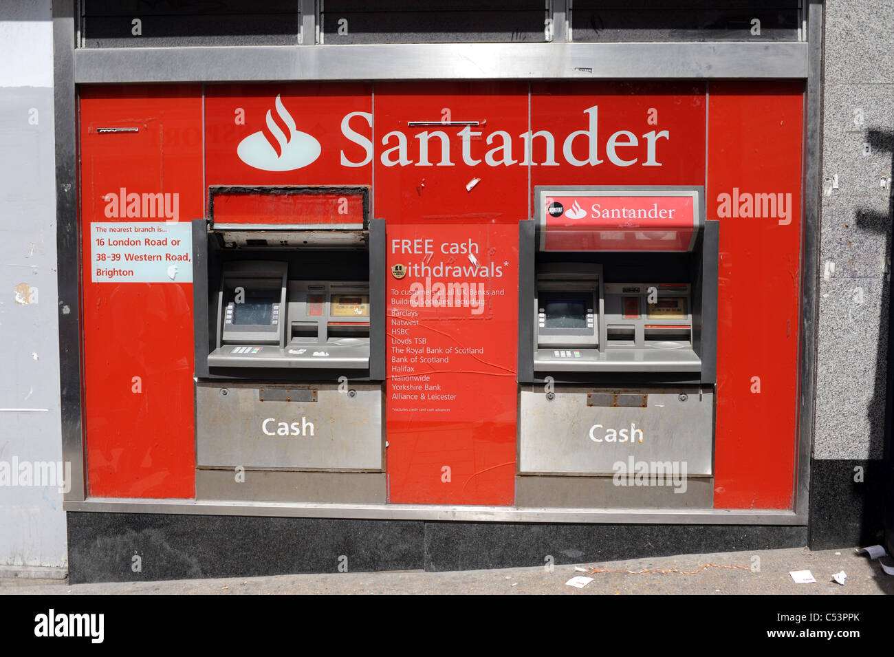 Santander bank atm hi-res stock photography and images - Alamy