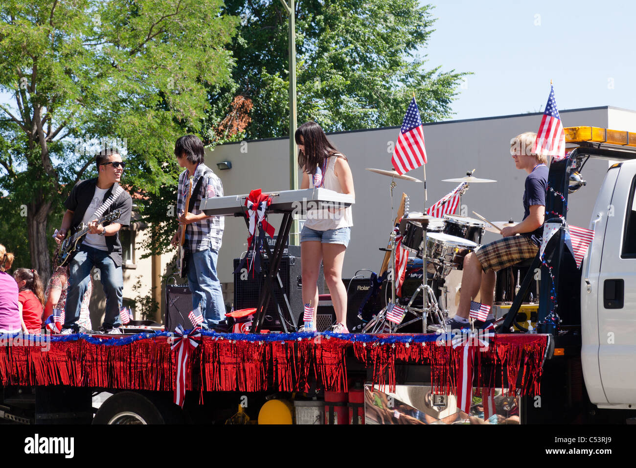 SAN JOSE, CA, USA - JULY 4: 4th of July Rose, White and Blue Parade ...