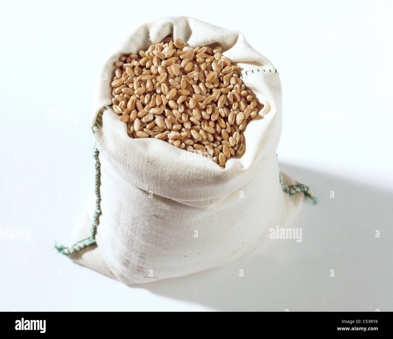 Cut out: Wheat grains in linenbag Stock Photo - Alamy