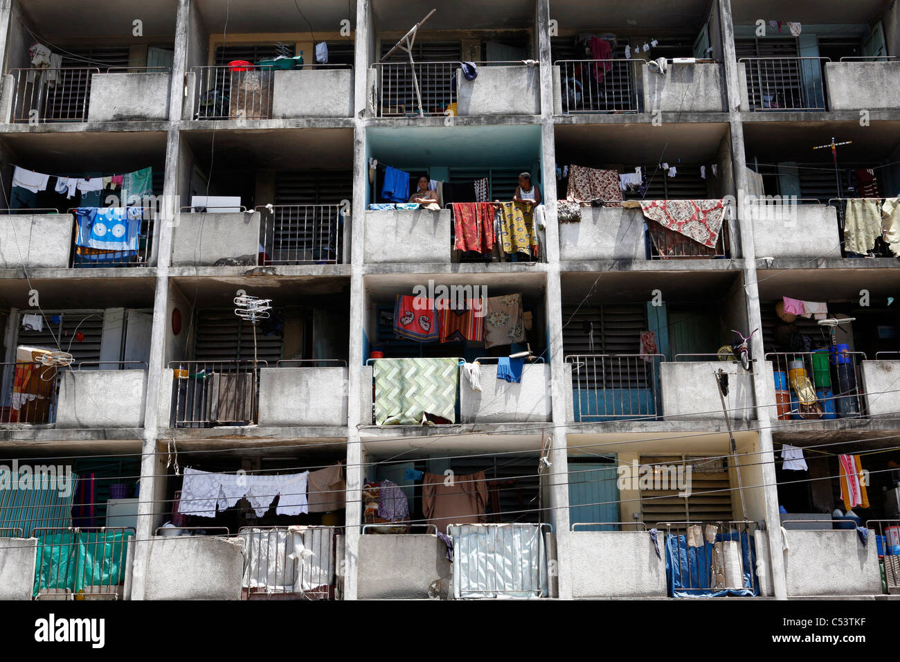 Housing in Dar Es Salaam, Tanzania Stock Photo - Alamy