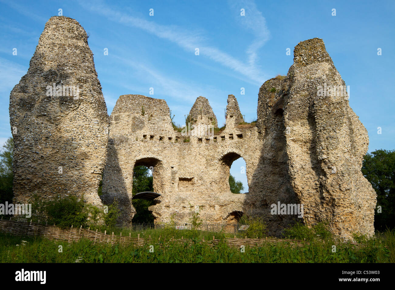 Odiham castle hi-res stock photography and images - Alamy