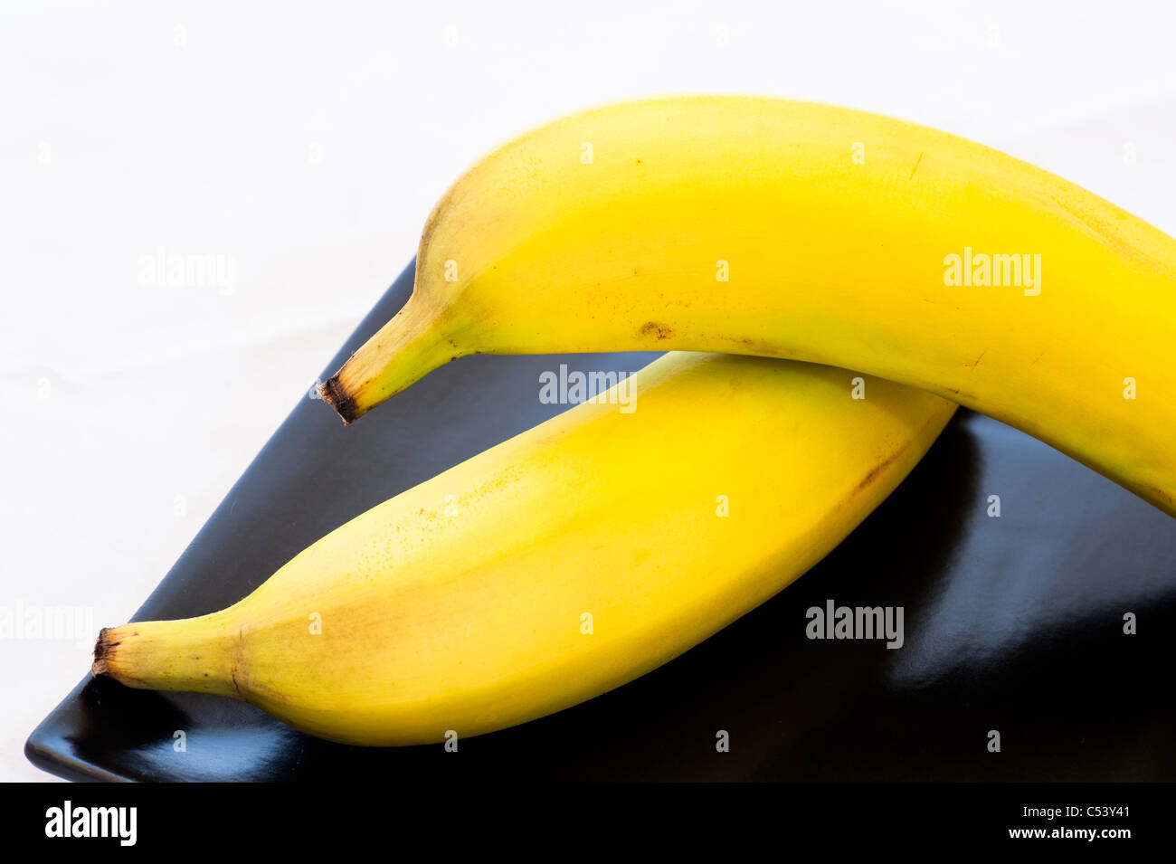 Two bananas hi-res stock photography and images - Alamy