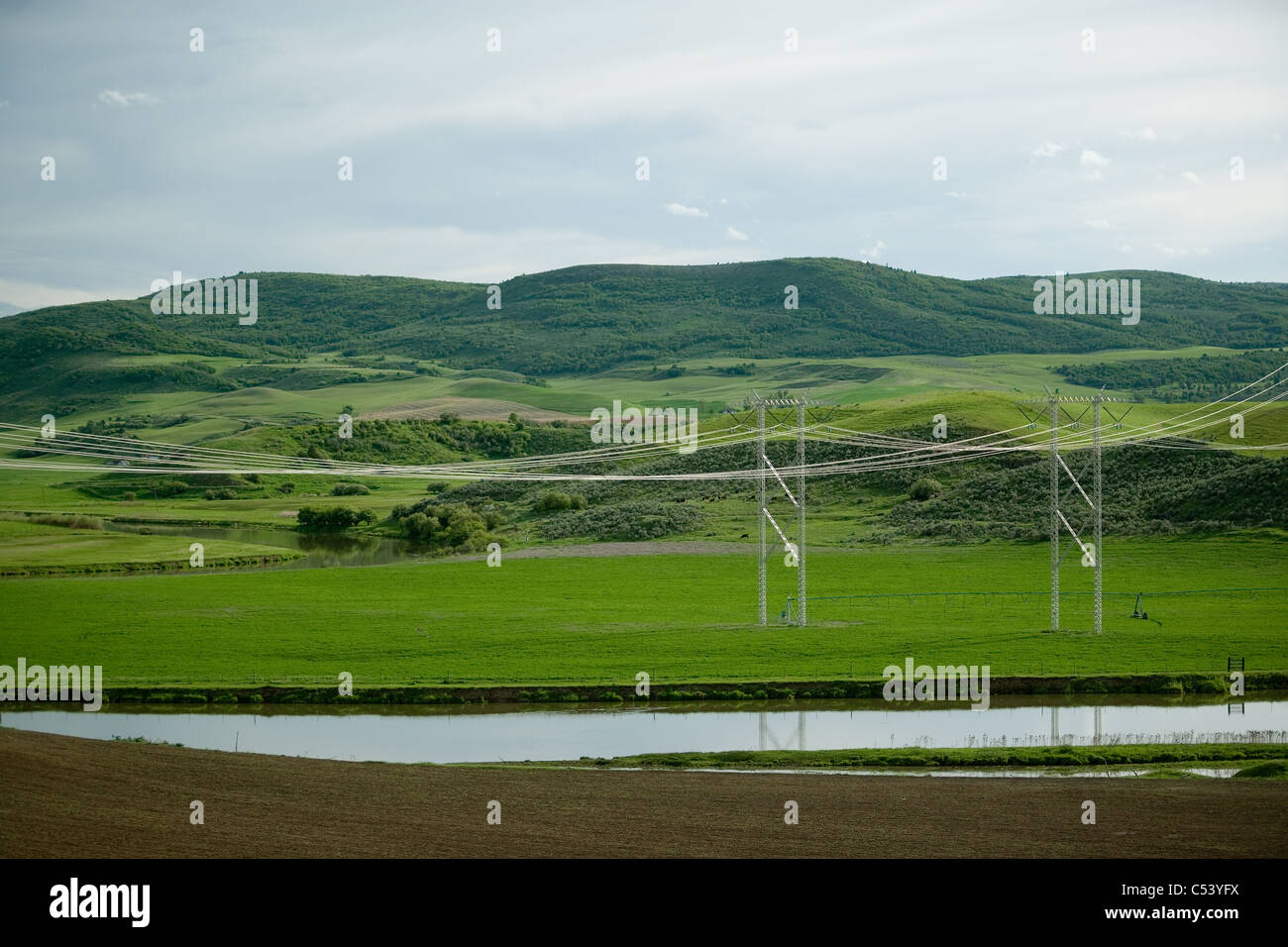 High voltage transmission wires hi-res stock photography and images - Alamy
