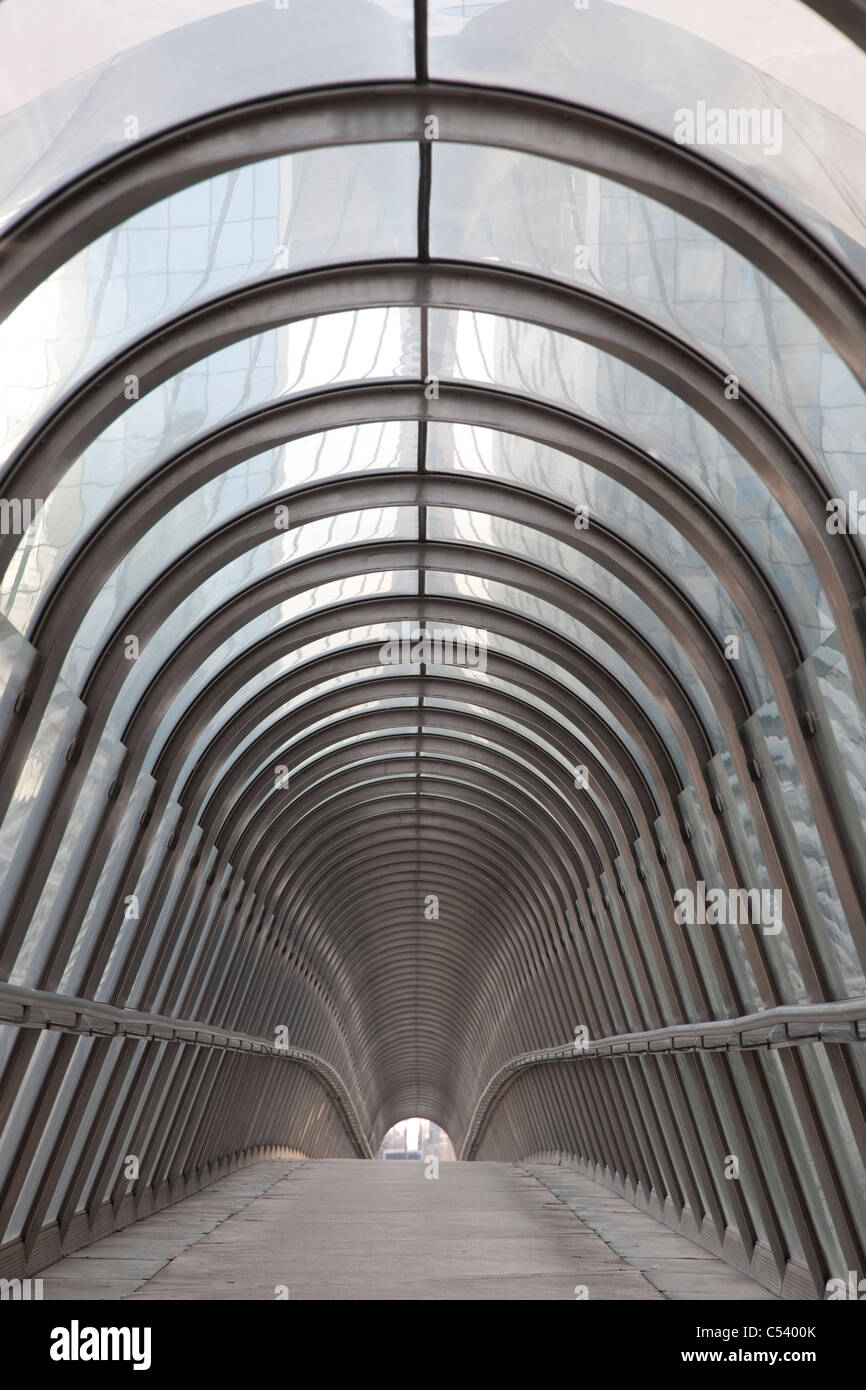 Modern walk way path paris france city hi-res stock photography and ...