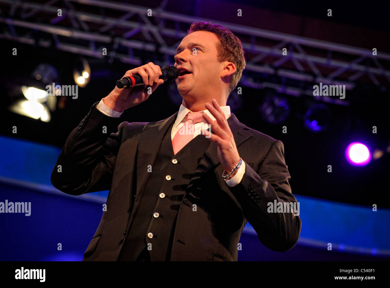 Russell Watson High Resolution Stock Photography and Images - Alamy