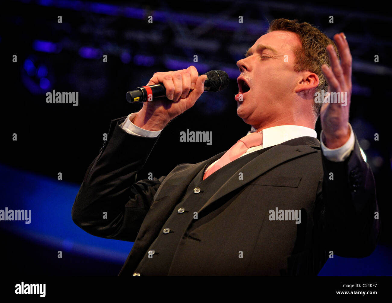 Russell watson hi-res stock photography and images - Alamy