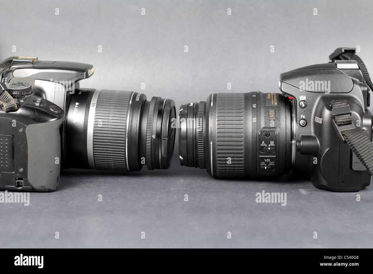 Nikon dlsr hi-res stock photography and images - Alamy