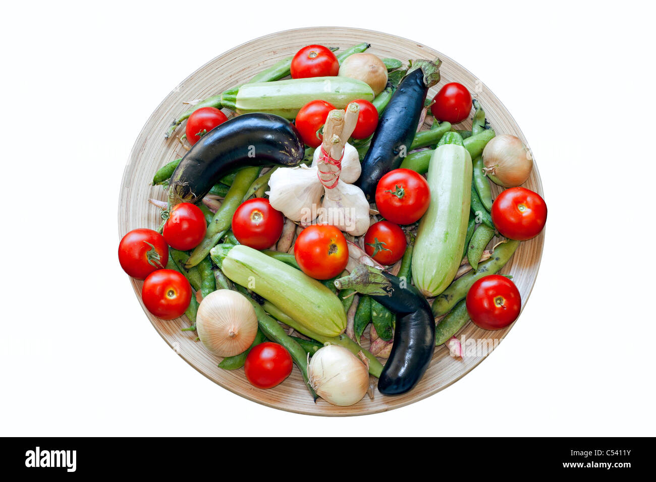 Plate of raw vegetables Stock Photo - Alamy
