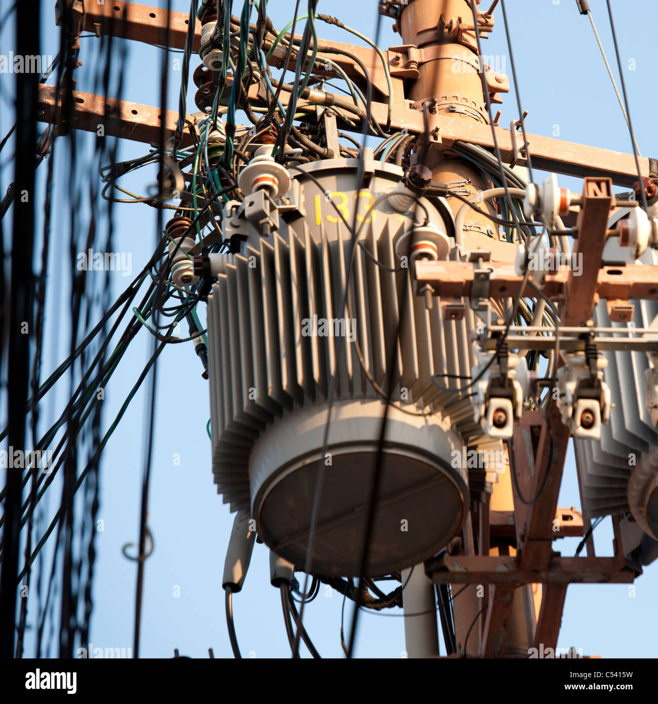 Electricity pylon japan hi-res stock photography and images - Alamy