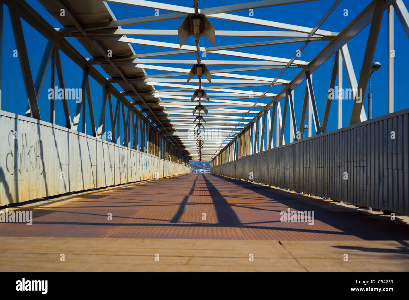 Industrial steel bridge hi-res stock photography and images - Alamy