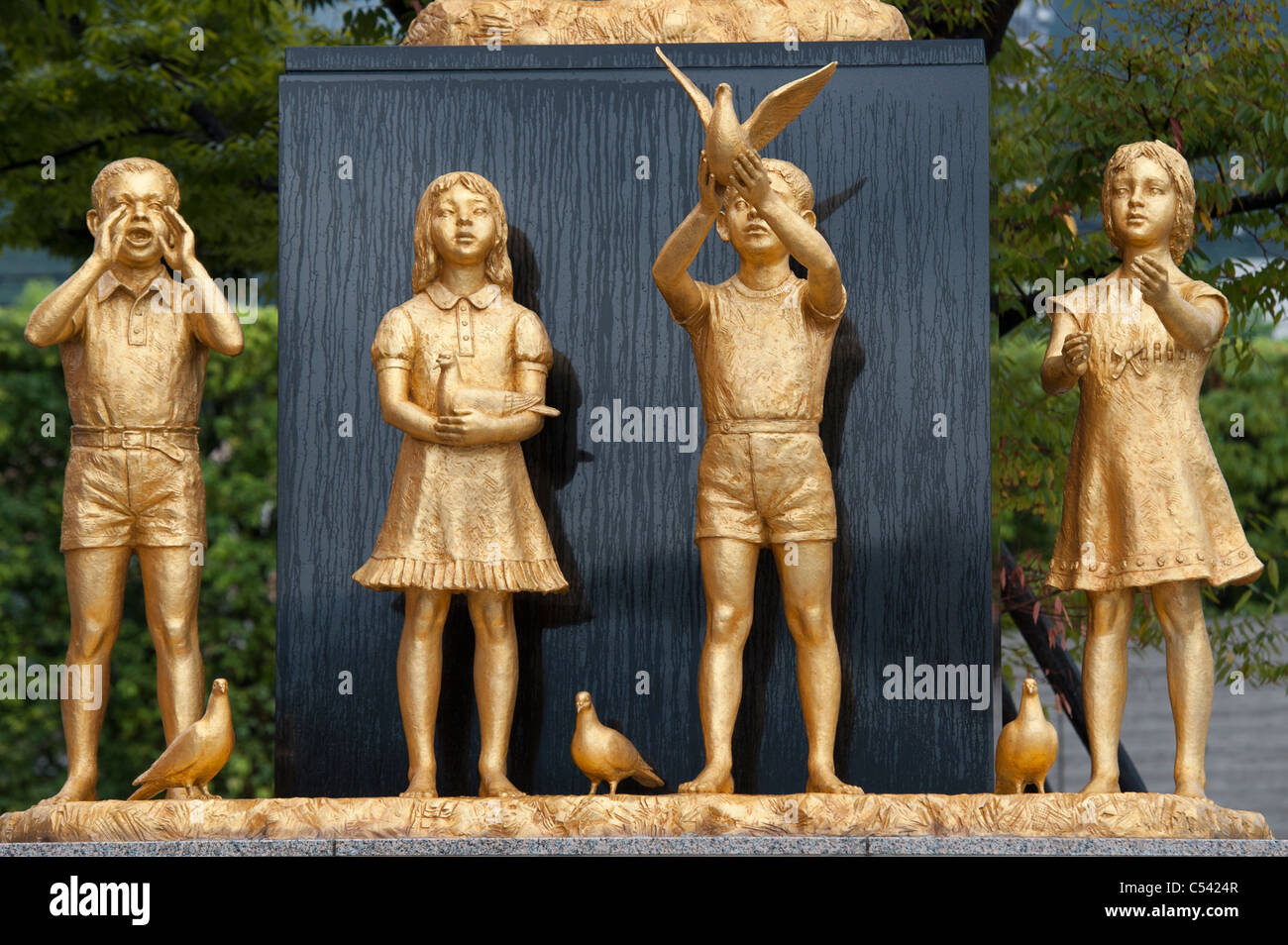 Statues at Nagasaki Atomic Bomb Museum, Nagasaki, Japan Stock Photo - Alamy