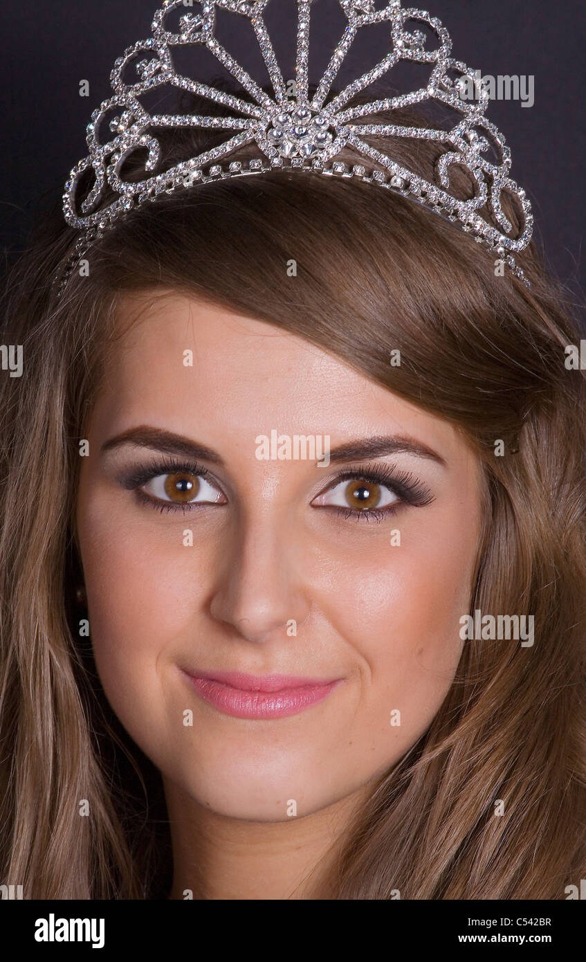 Miss Leeds 2011 Kelsey Sutcliffe Stock Photo - Alamy
