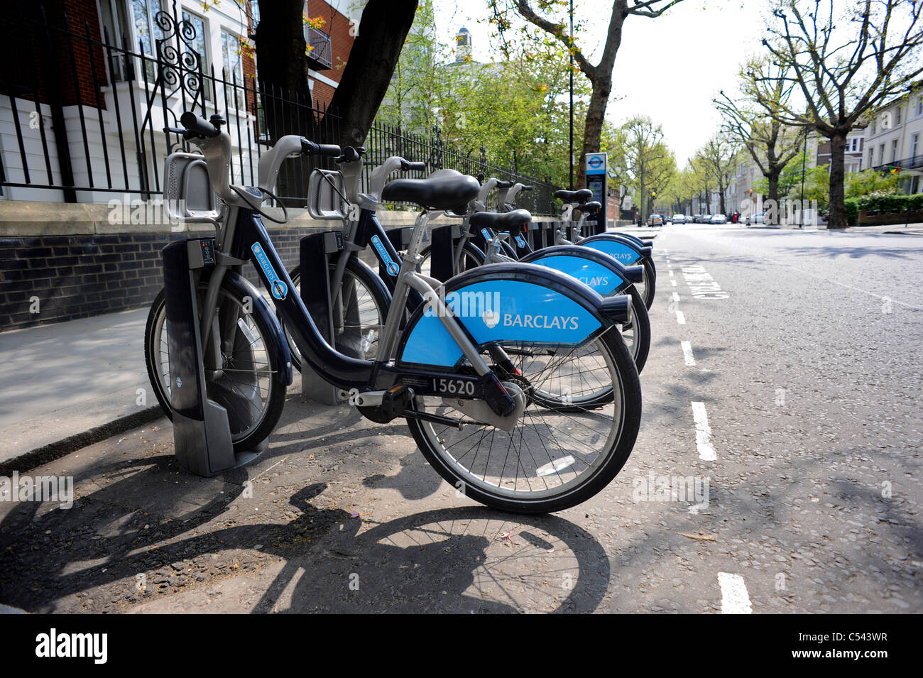 Barclays bike hire scheme hi-res stock photography and images - Alamy