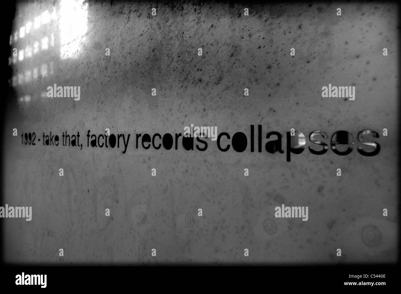 Plaque with text Black and White Stock Photos & Images - Alamy