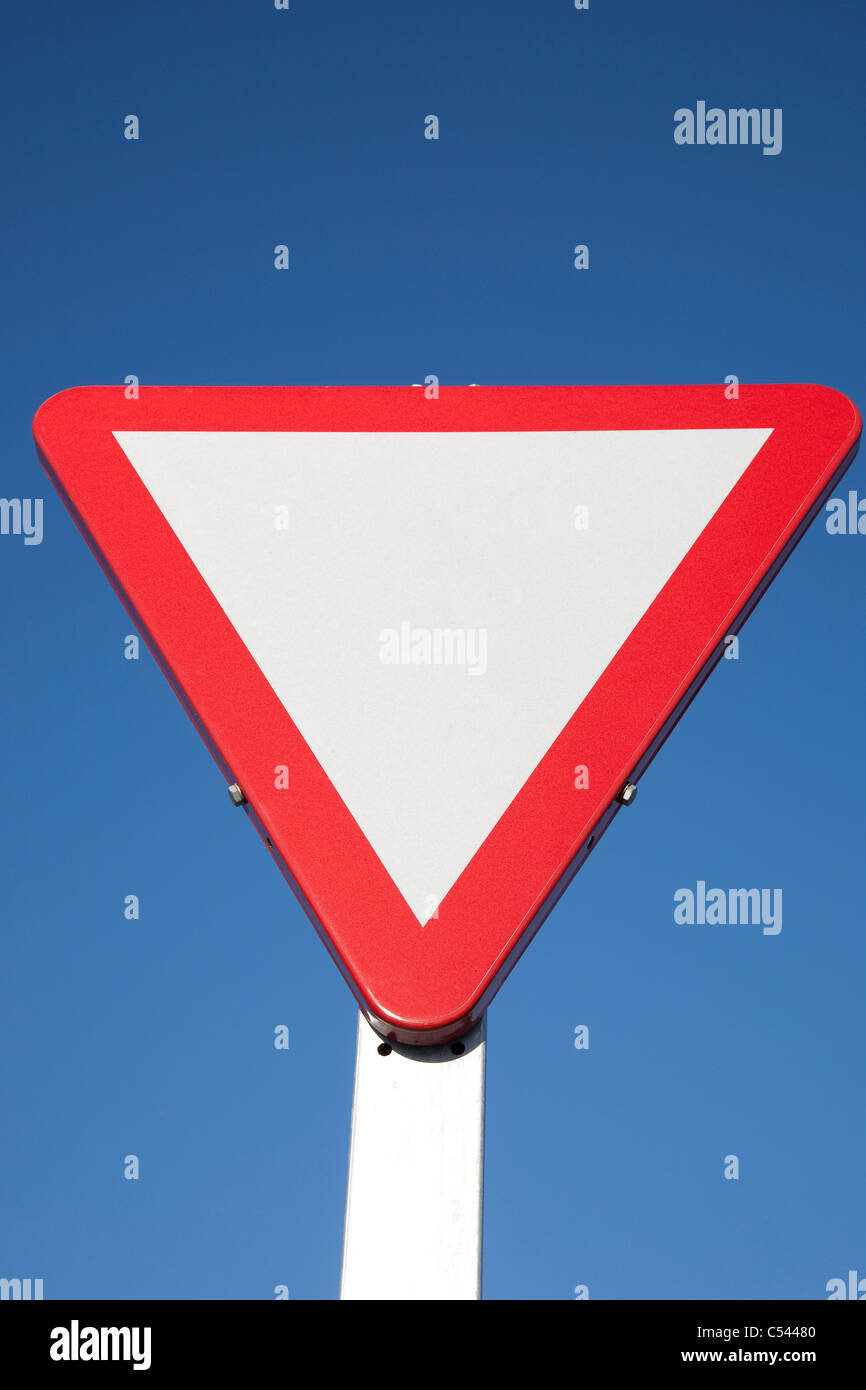 Give way in transport hi-res stock photography and images - Alamy