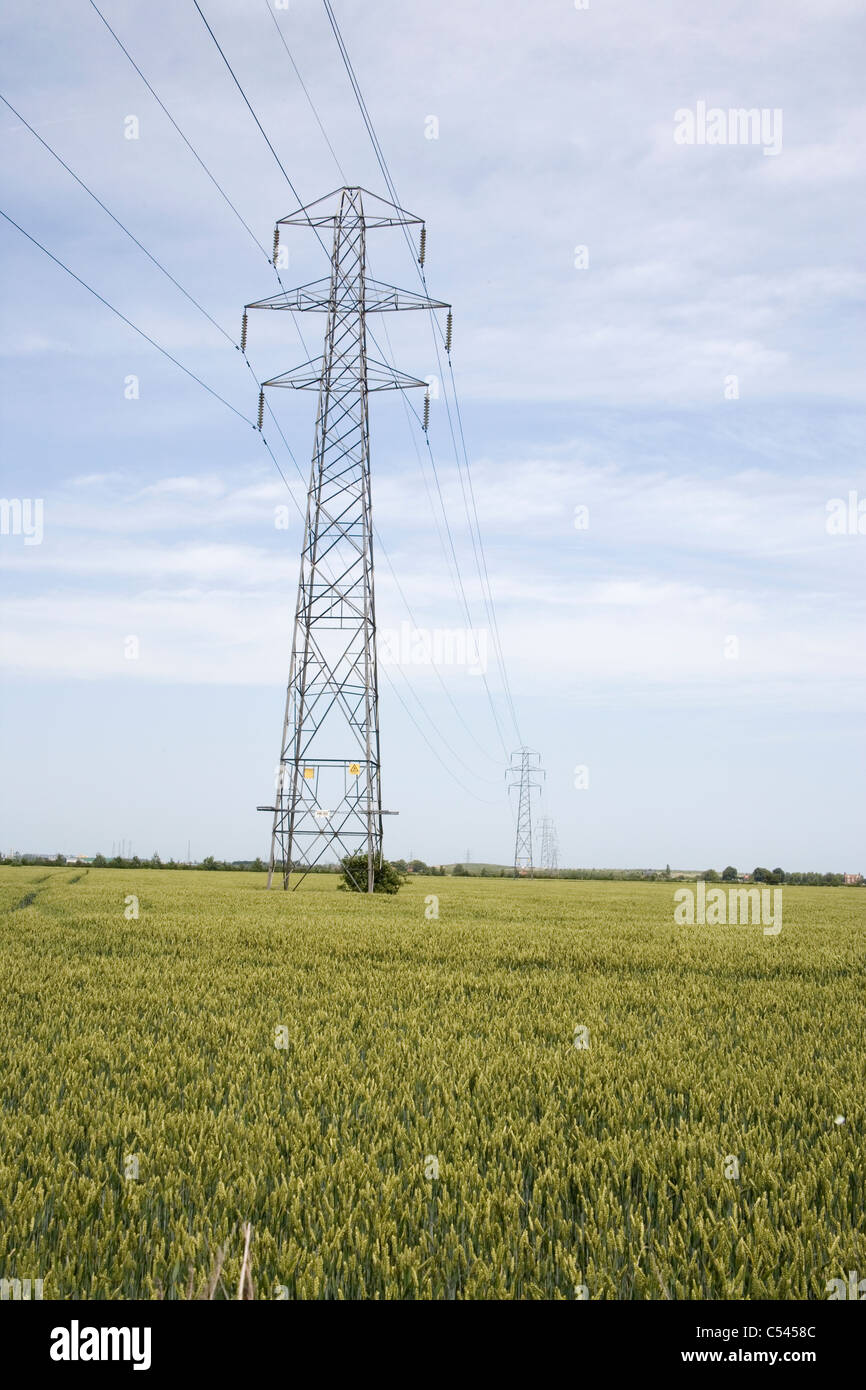 National Grid Electrical Pylons High Resolution Stock Photography and ...