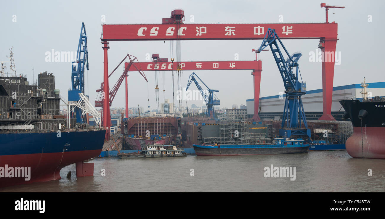 Container ships at a commercial dock, Yangtze River, Shanghai, China ...