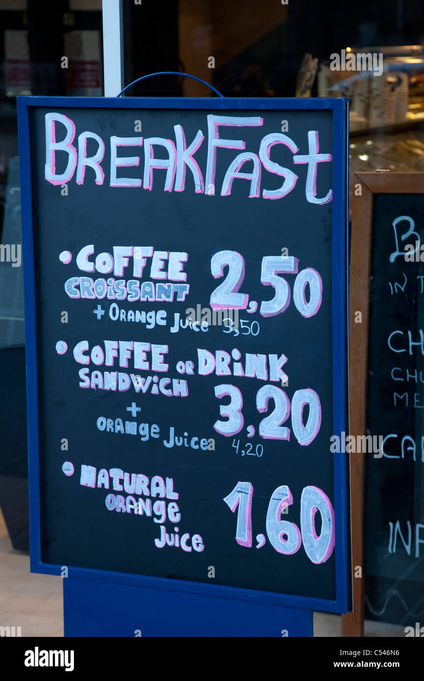 Breakfast Menu outside Cafe Stock Photo - Alamy