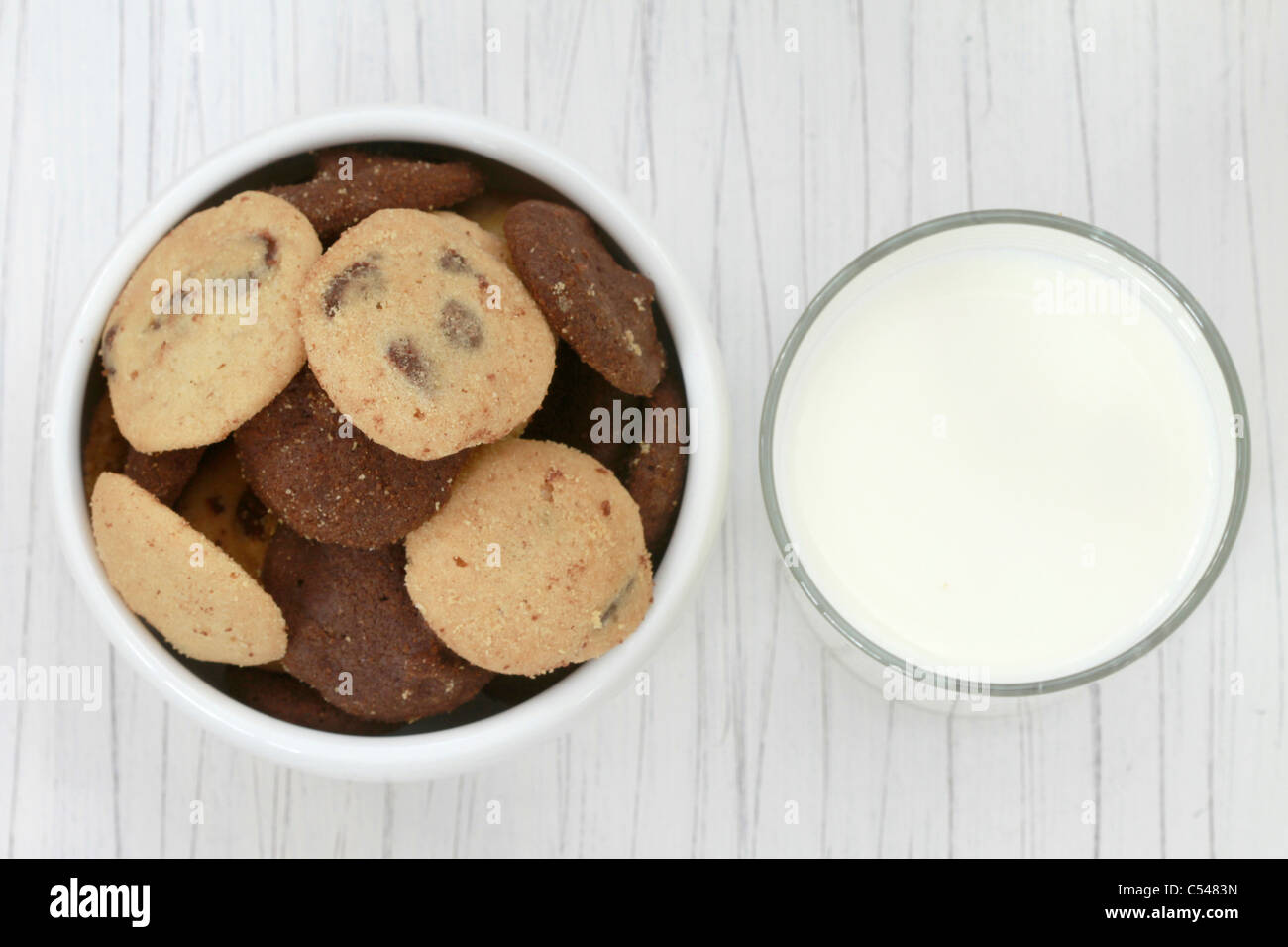 Milk and Cookies Stock Photo - Alamy