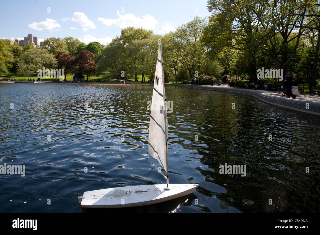 Remote Control Sailboat, Conservatory Water in Central Park, New York ...
