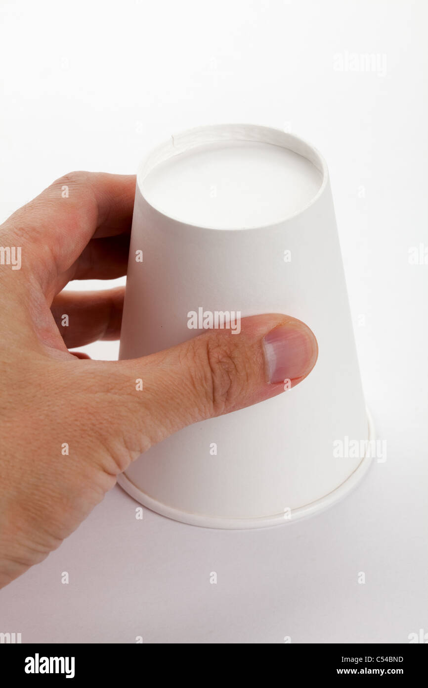 Shell game hi-res stock photography and images - Alamy