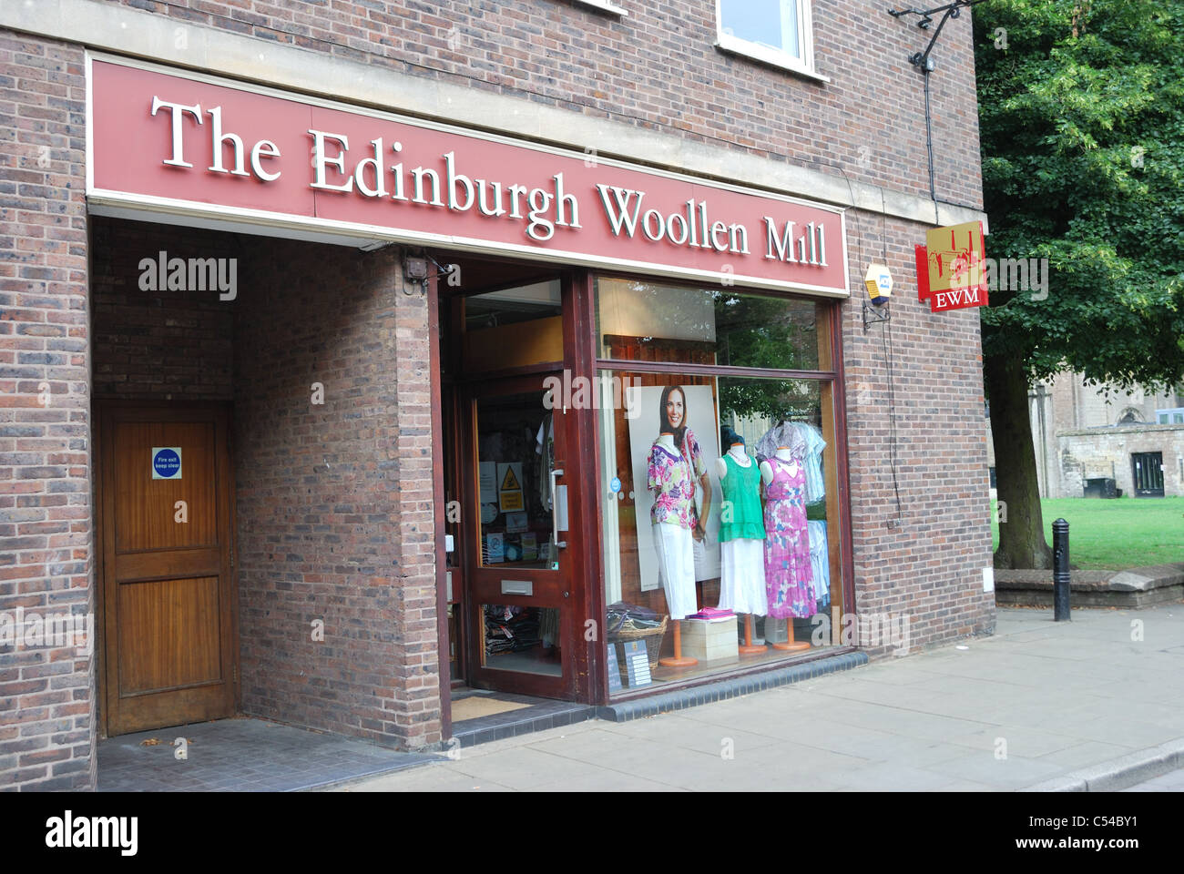edinburgh woollen mill run down building Stock Photo - Alamy