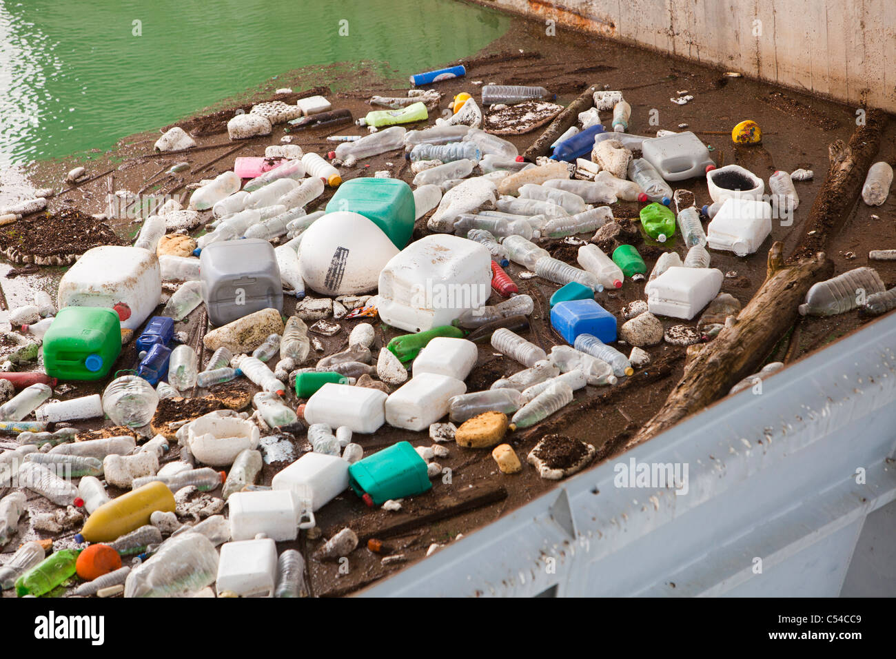 Plastic Dam High Resolution Stock Photography and Images - Alamy