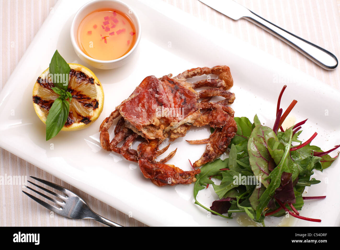 Crab plate hi-res stock photography and images - Alamy