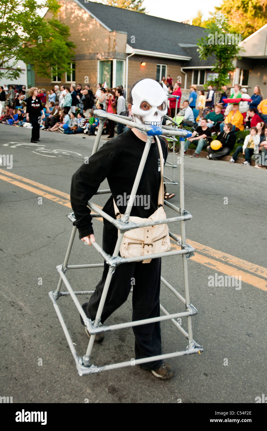 Fracking protest during Ithaca Festival 2011, Death in shale gas rig ...