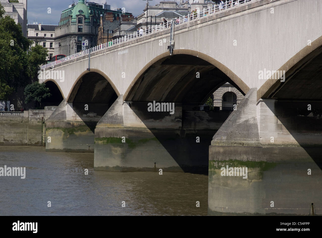 Waterloo Bridge, River Thames, South Bank, London, SE1, England Stock ...