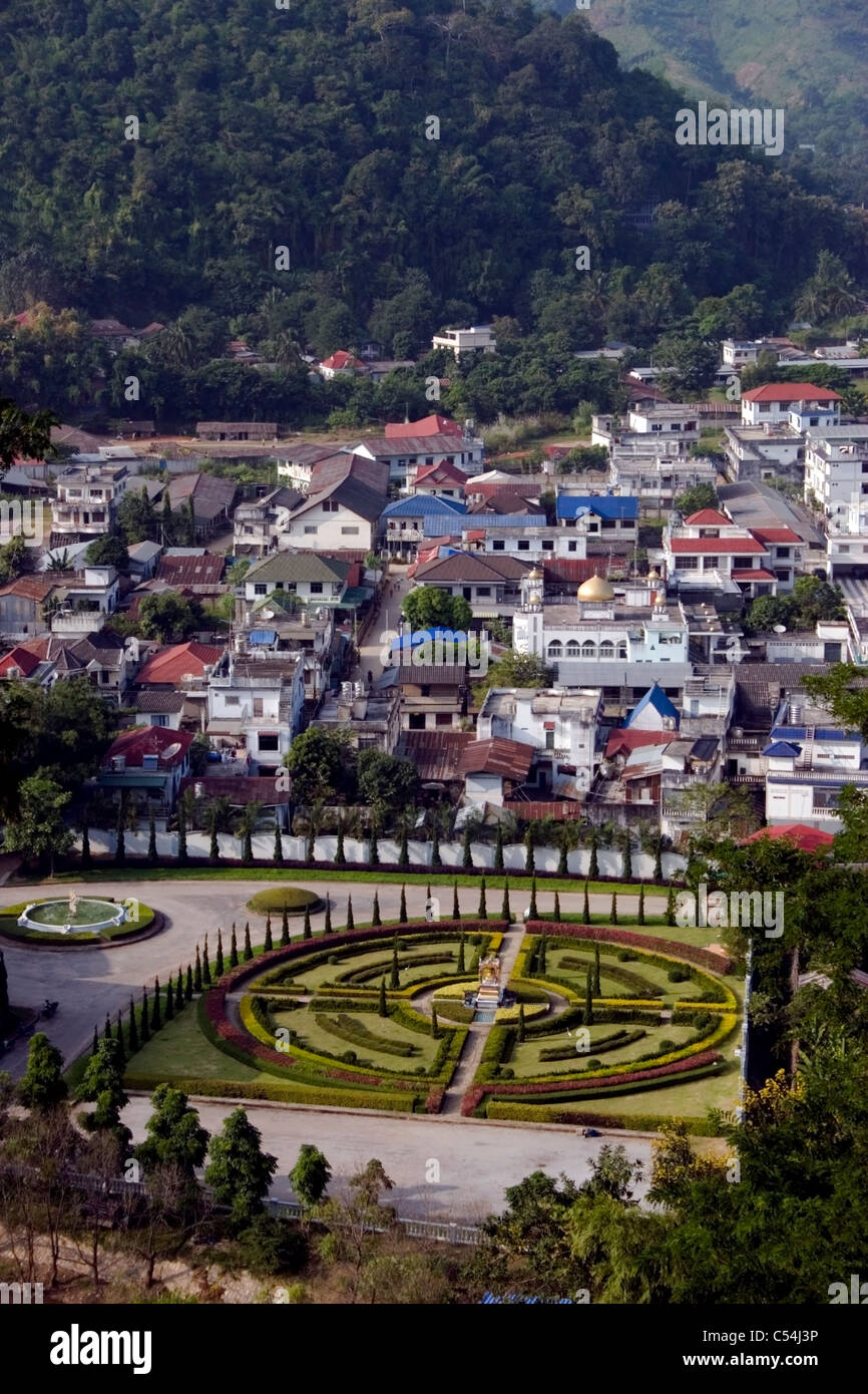 A view from above of the notorious Thailand - Burma border town of ...