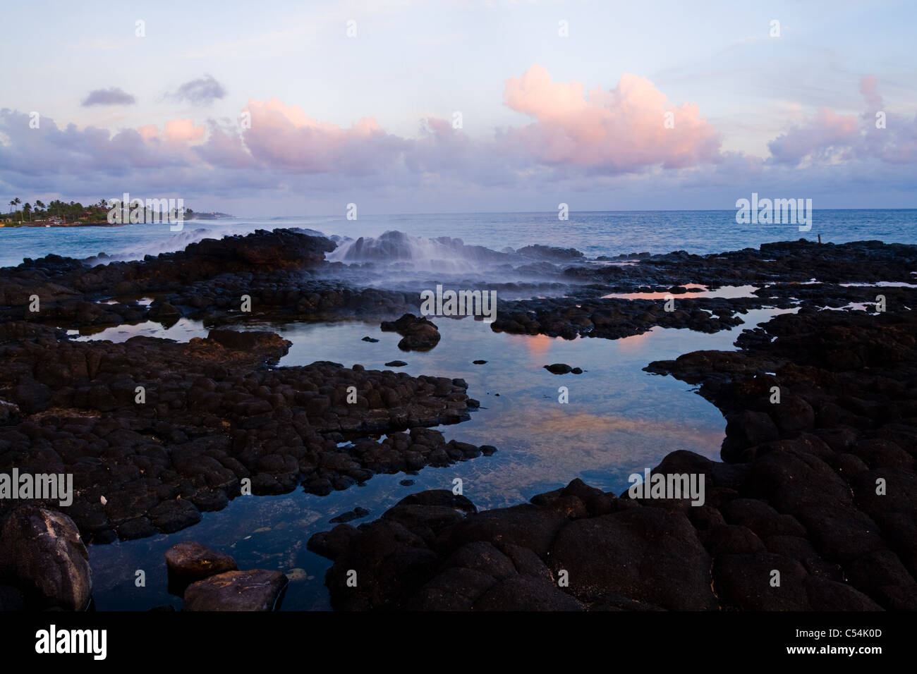 Lava pools hi-res stock photography and images - Alamy