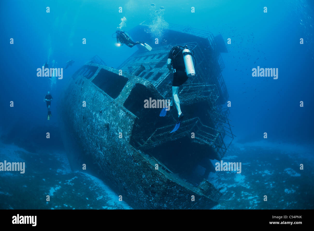 Shipwreck odysse hi-res stock photography and images - Alamy