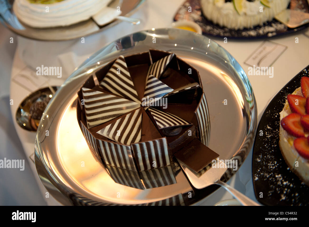 Cruise ship galley food preparation hi-res stock photography and images ...