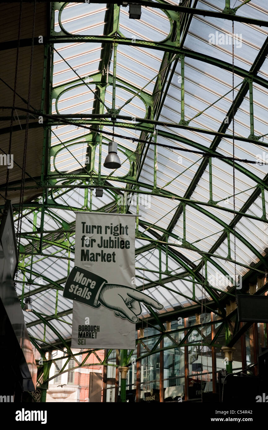 London market roof hi-res stock photography and images - Alamy