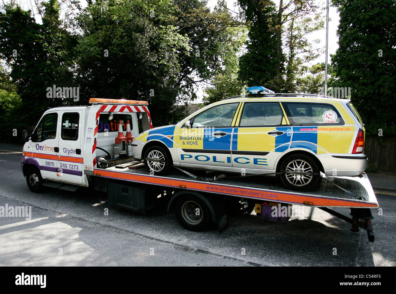 Police recovery vehicle hi-res stock photography and images - Alamy