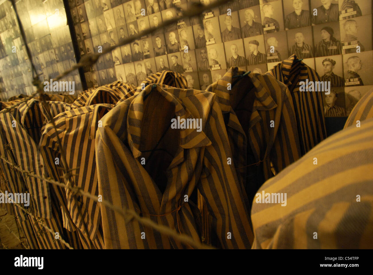 Concentration camp prisoners uniforms hi-res stock photography and ...