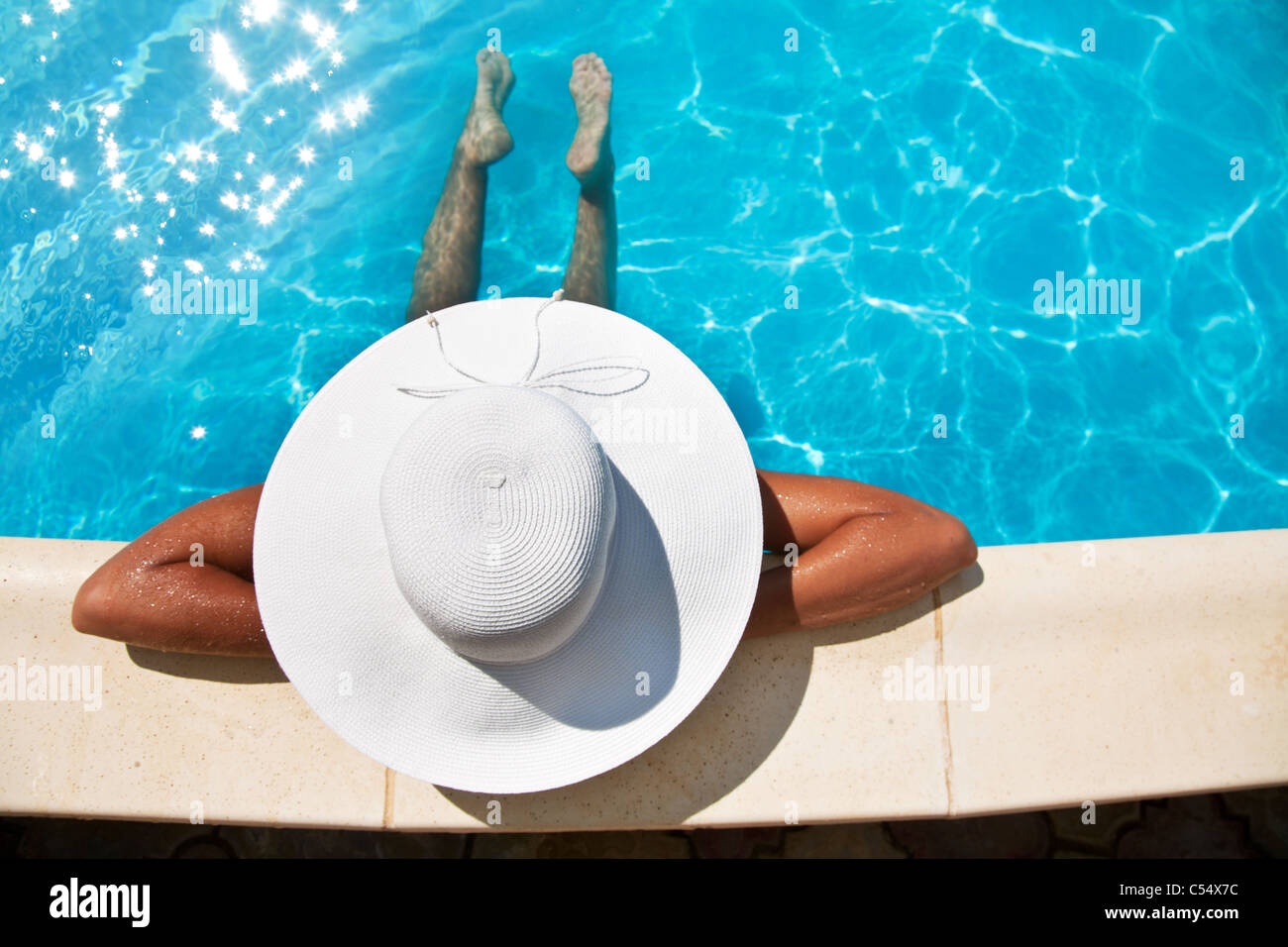 Pool Ledge High Resolution Stock Photography and Images - Alamy