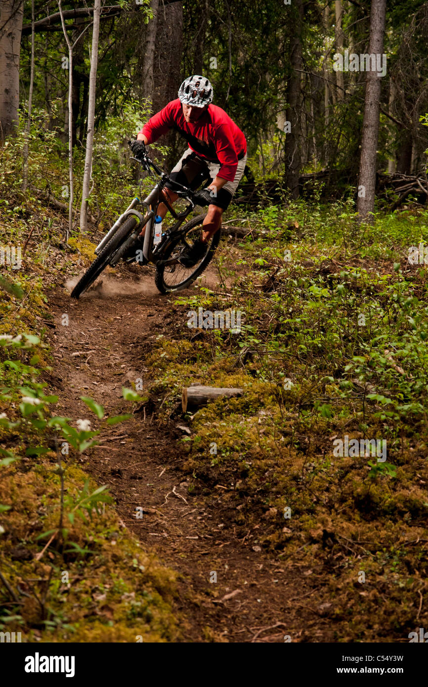 Singletrack hi-res stock photography and images - Alamy
