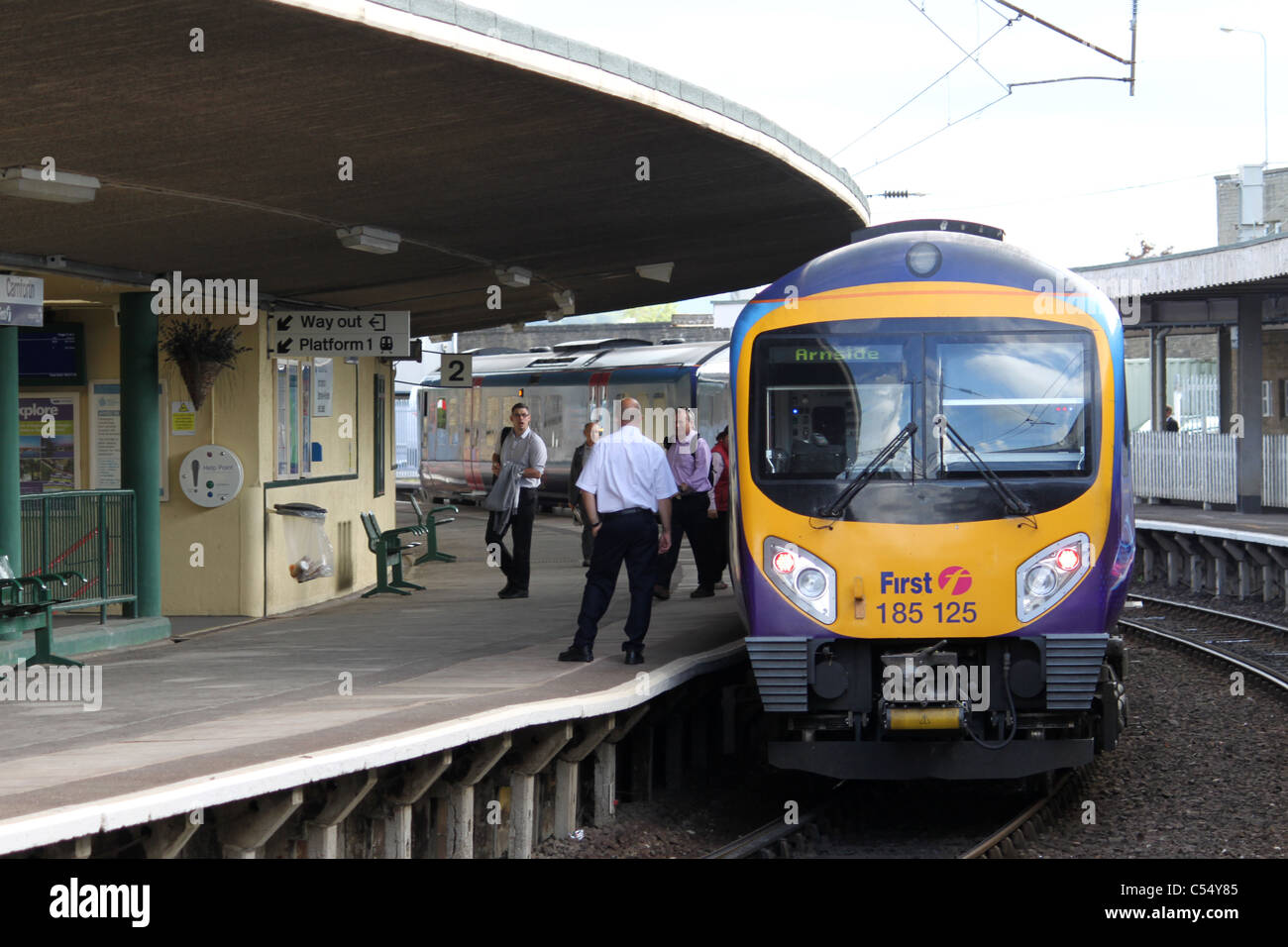 Arnside station hi-res stock photography and images - Alamy