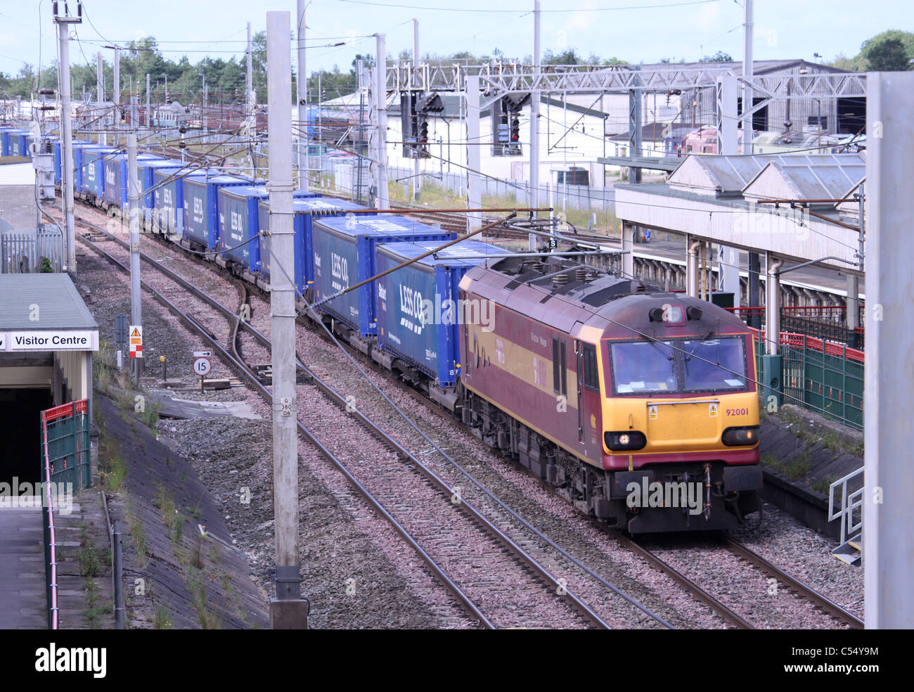 Tesco livery hi-res stock photography and images - Alamy