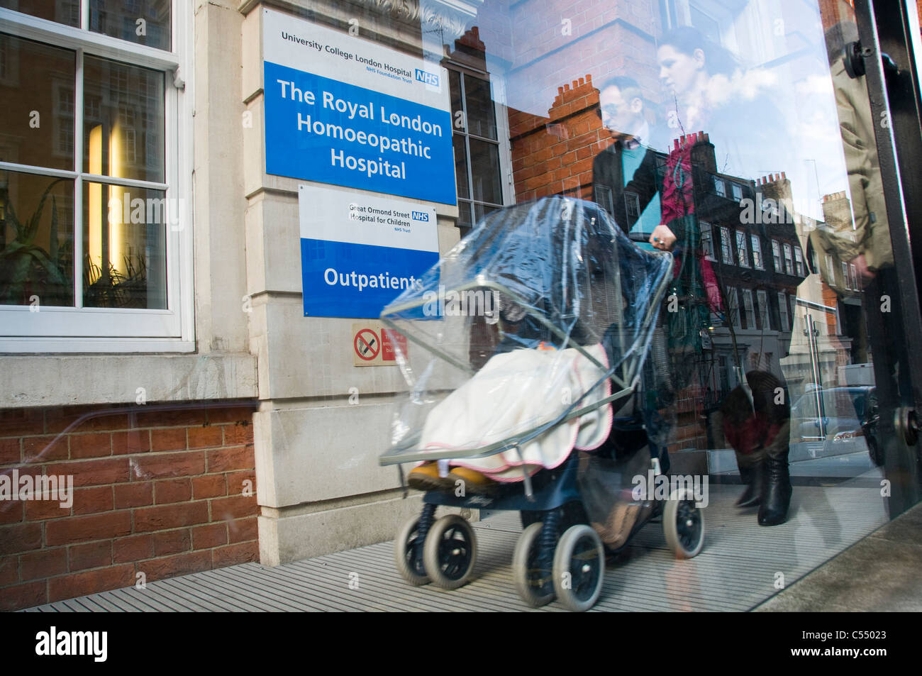 Great ormond st hi-res stock photography and images - Alamy