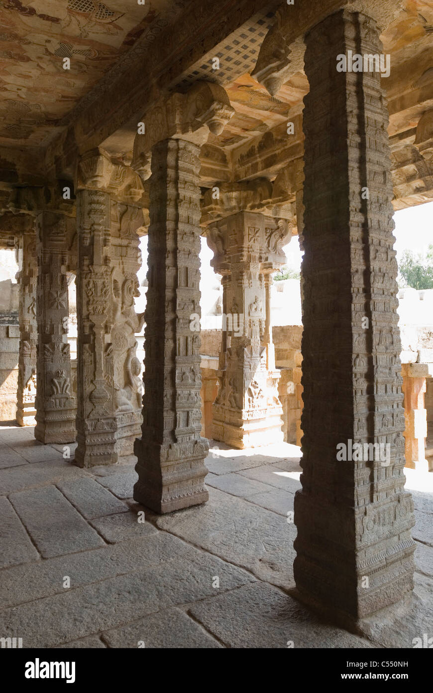 Lepakshi temple hi-res stock photography and images - Alamy