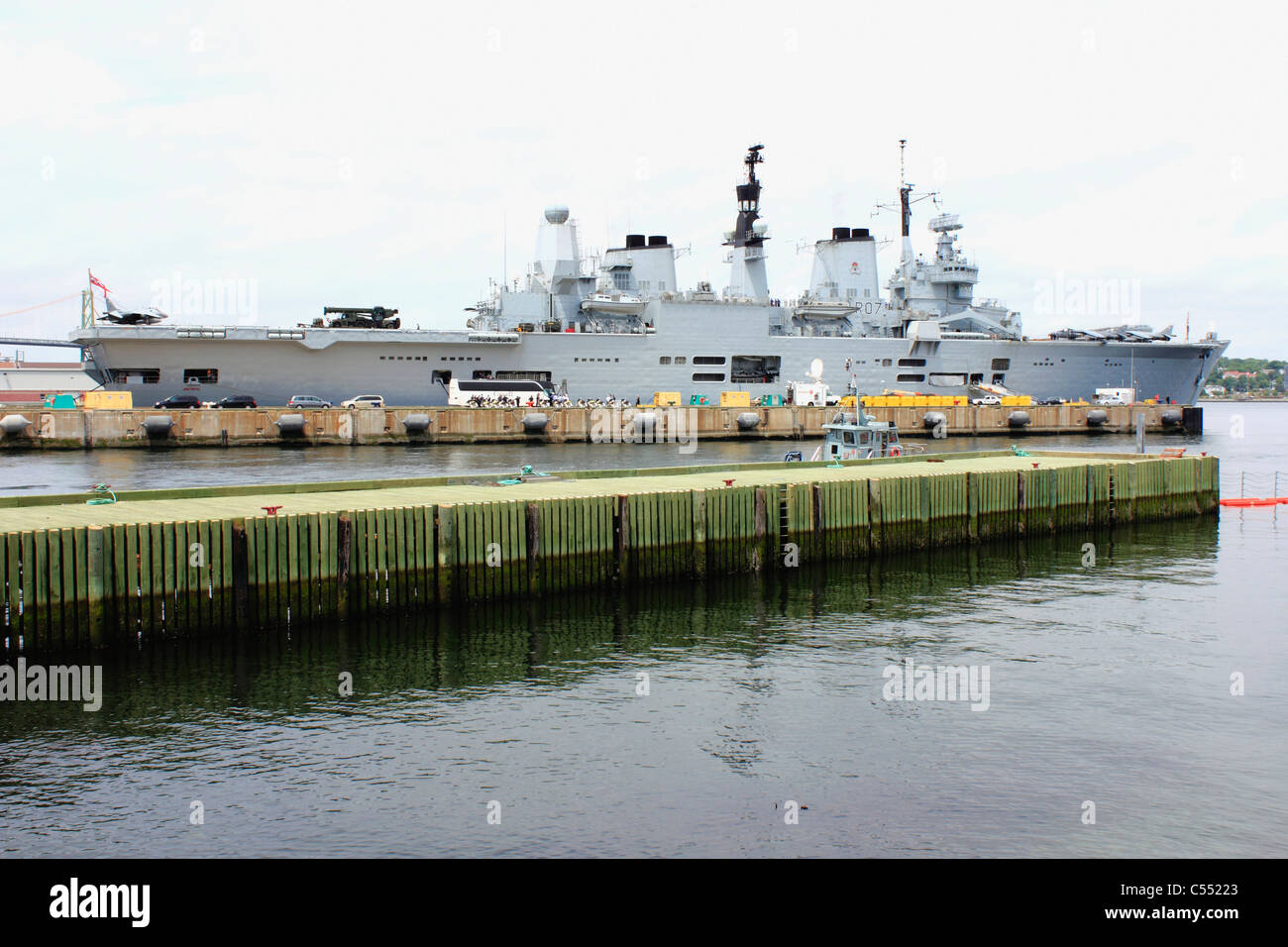 Aircraft carrier HMS Ark Royal in the sea Stock Photo - Alamy