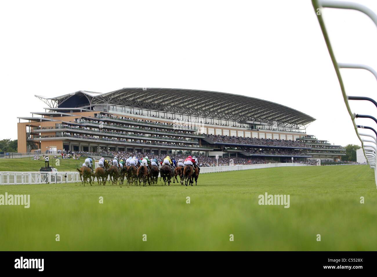 English race course hi-res stock photography and images - Alamy
