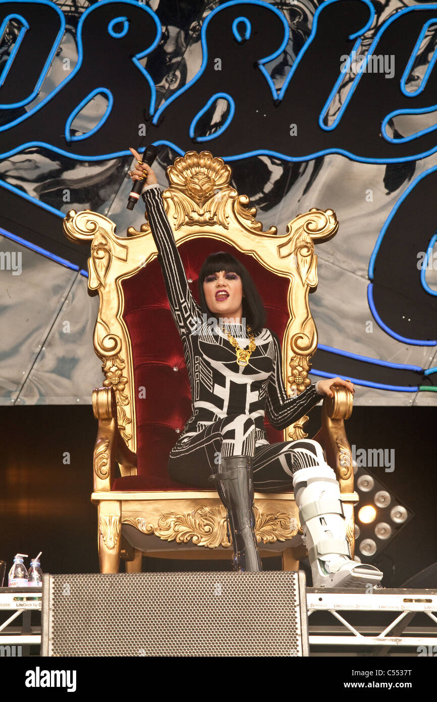 Jessie j hi-res stock photography and images - Alamy